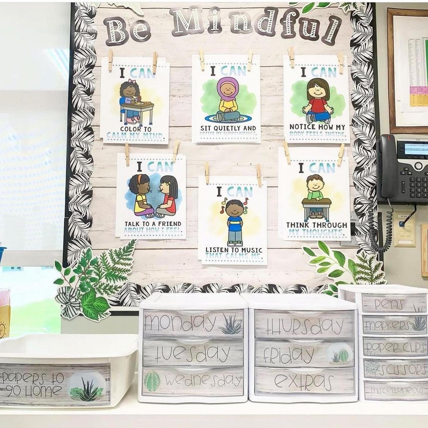 FARMHOUSE SHIPLAP CLASSROOM DECOR IDEAS | Happy Days in First Grade